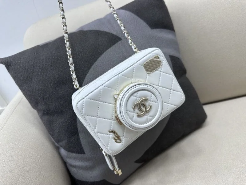 Top mirror Chanel Stachel Bags