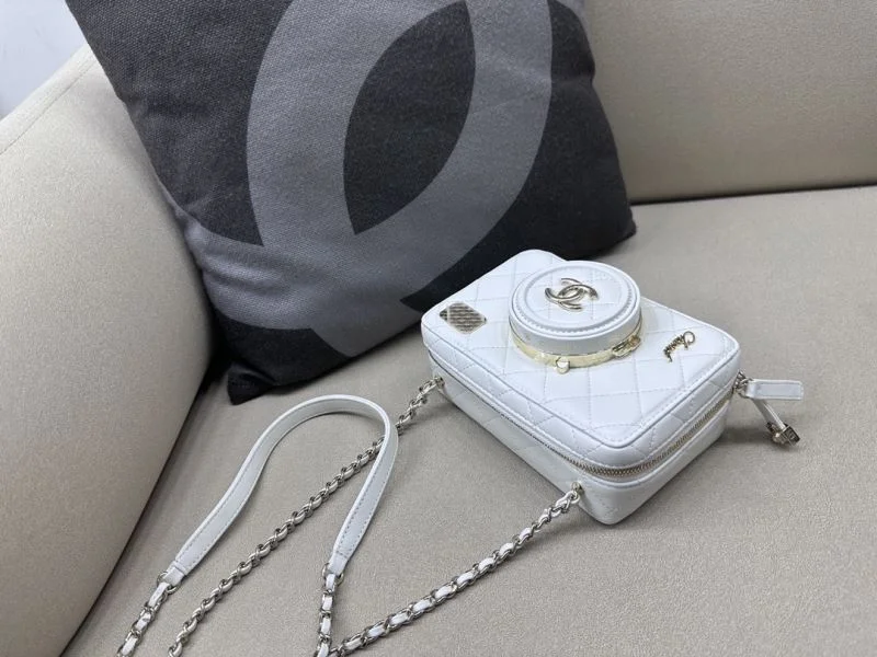 Top mirror Chanel Stachel Bags