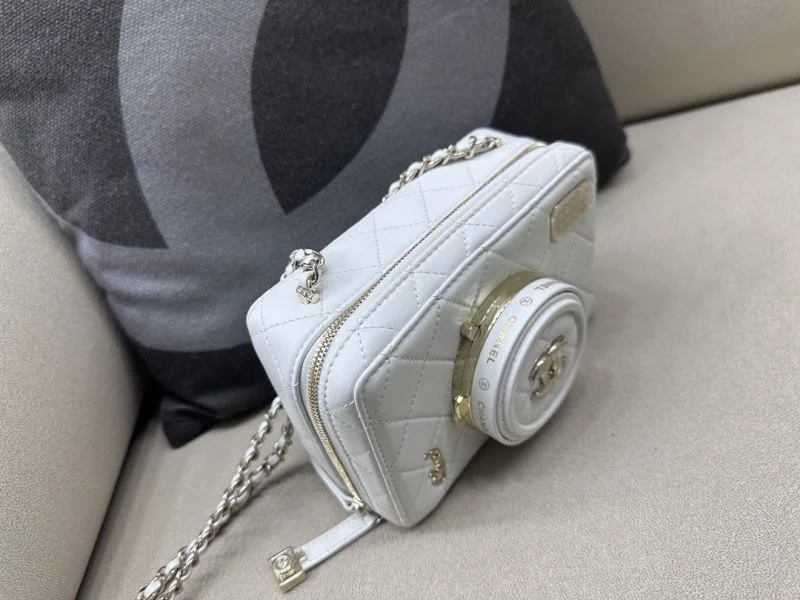 Top mirror Chanel Stachel Bags