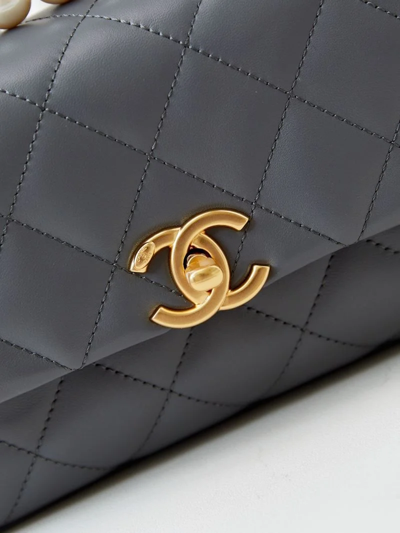 Top match Chanel Stachel Bags