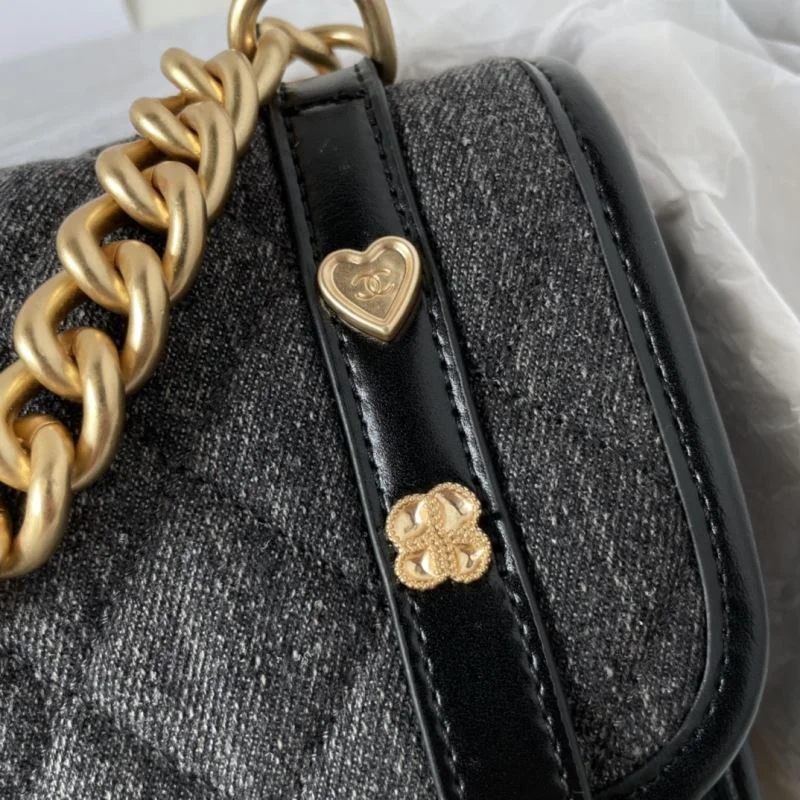 Top match Chanel Stachel Bags
