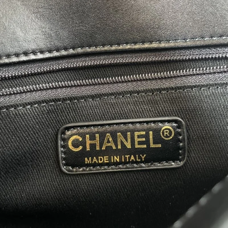 Top match Chanel Stachel Bags