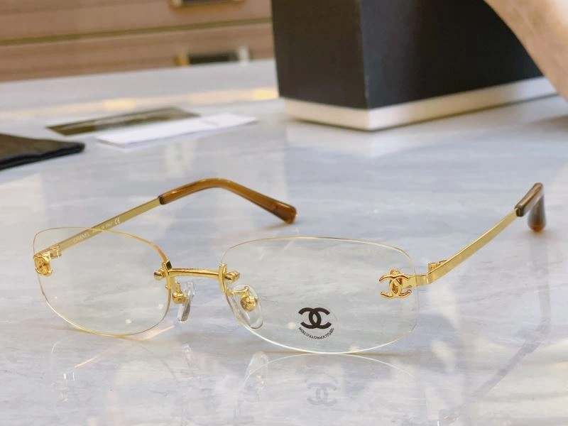 Exact replica Chanel Sunglasses