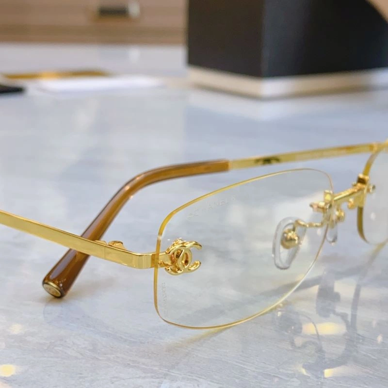 Exact replica Chanel Sunglasses