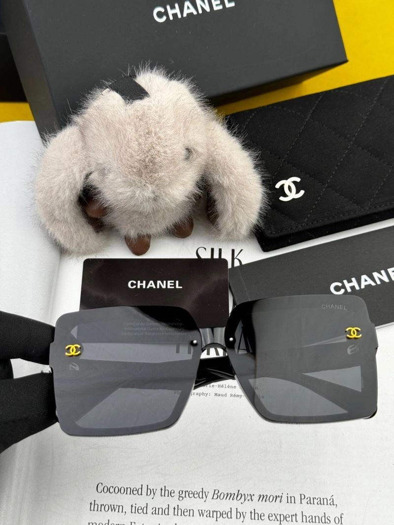 Mirror quality Chanel Sunglasses