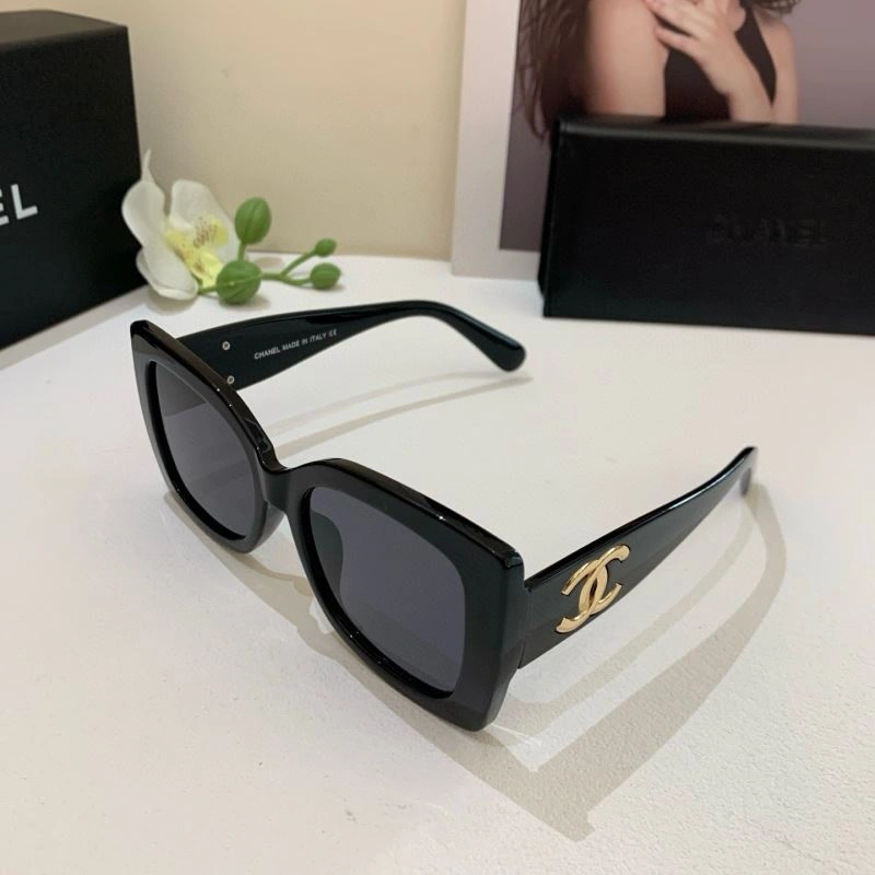 Exact replica Chanel Sunglasses