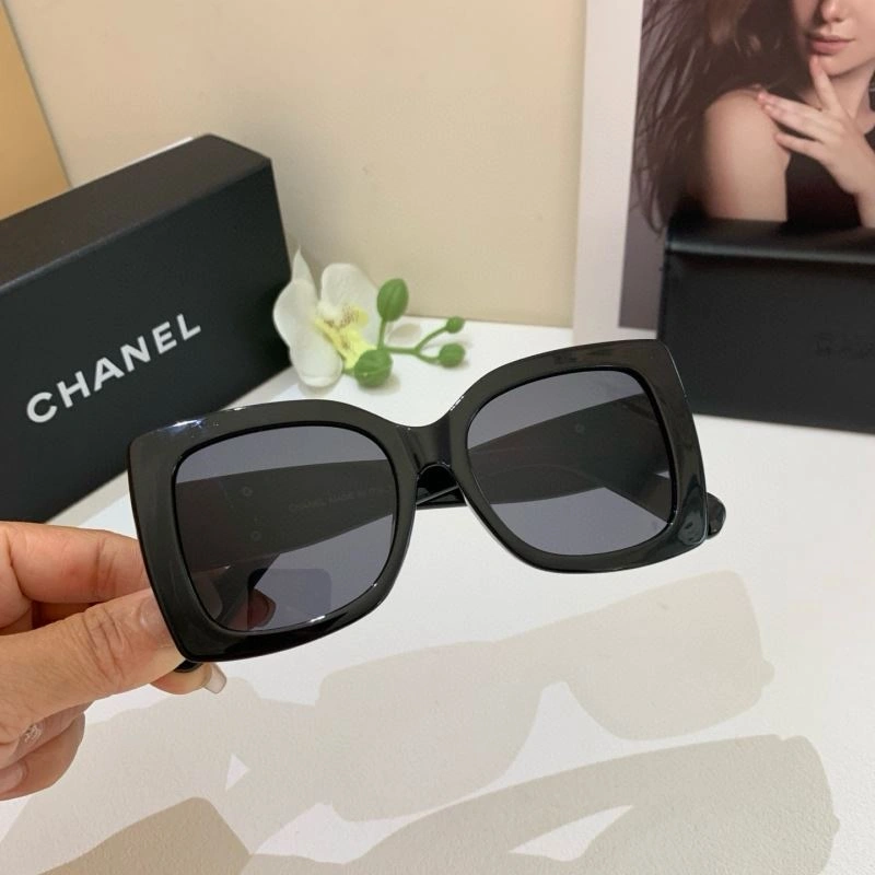 Exact replica Chanel Sunglasses