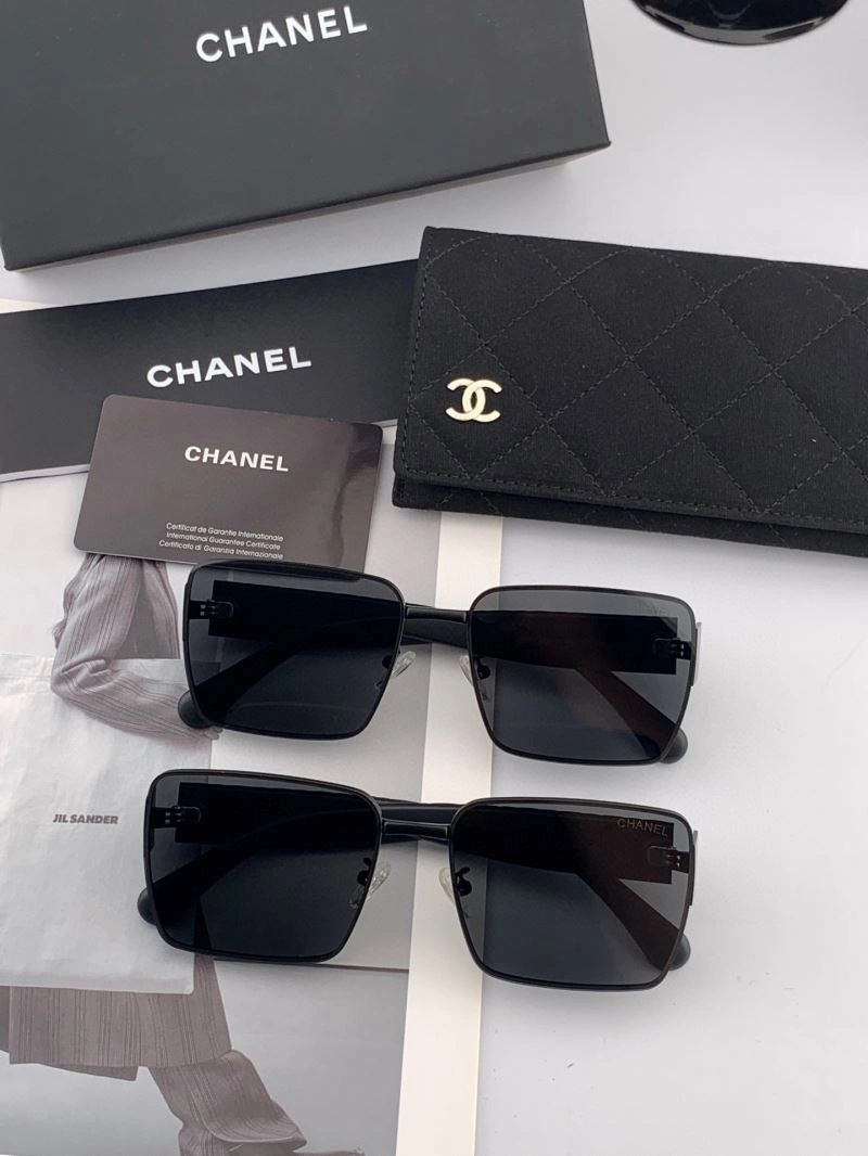 Top match Chanel Sunglasses
