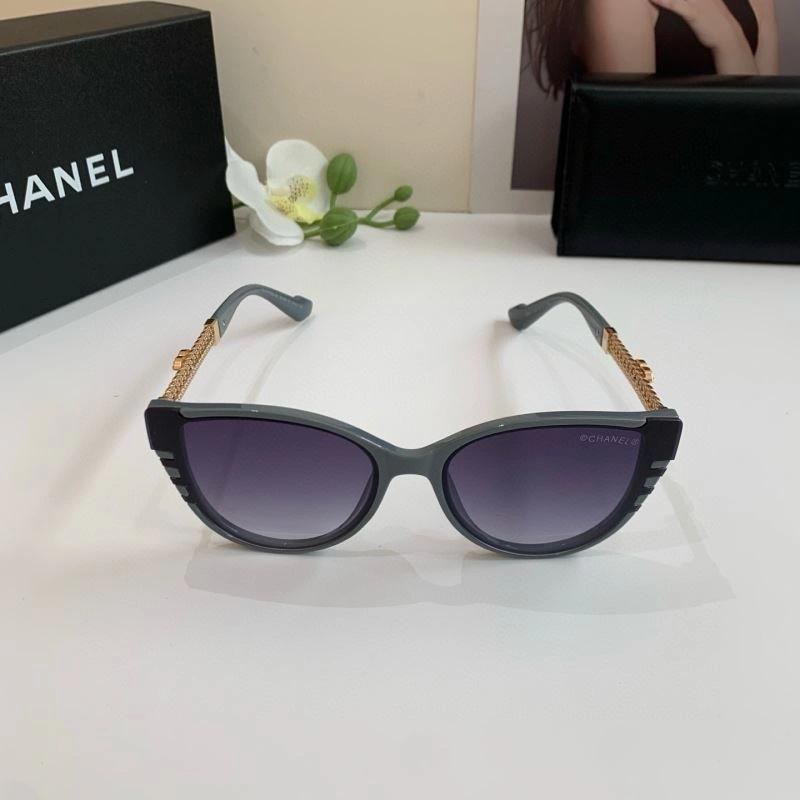 Exact replica Chanel Sunglasses