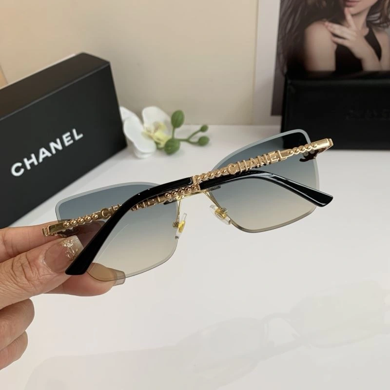 Bargain Chanel Sunglasses
