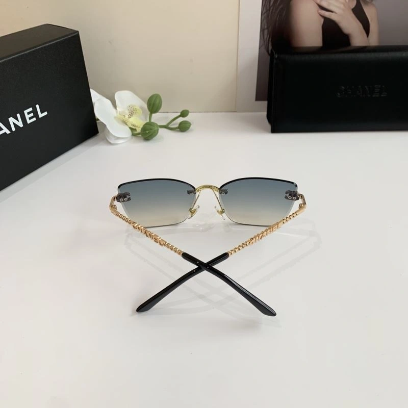 Bargain Chanel Sunglasses