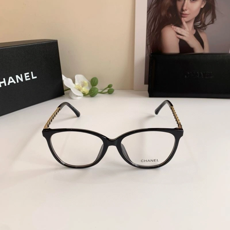 Top mirror Chanel Sunglasses