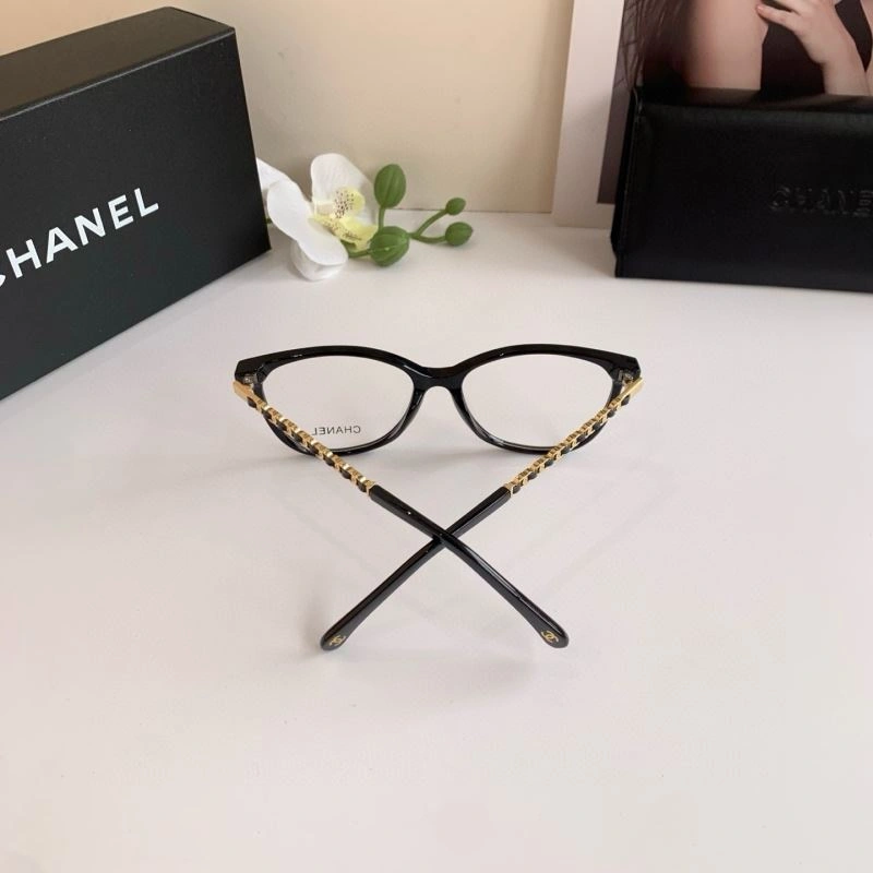 Top mirror Chanel Sunglasses