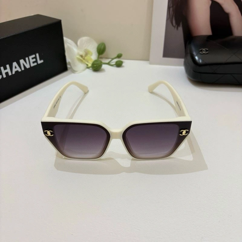 Mirror quality Chanel Sunglasses