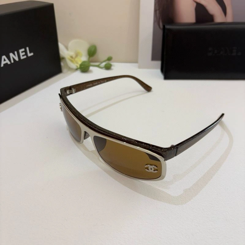 Accurate model Chanel Sunglasses