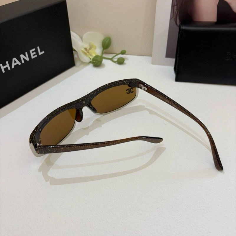 Accurate model Chanel Sunglasses