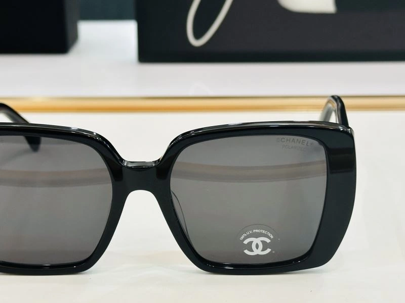 Accurate model Chanel Sunglasses