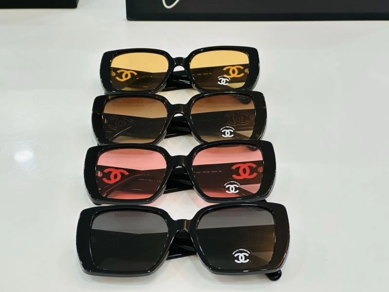 Accurate model Chanel Sunglasses