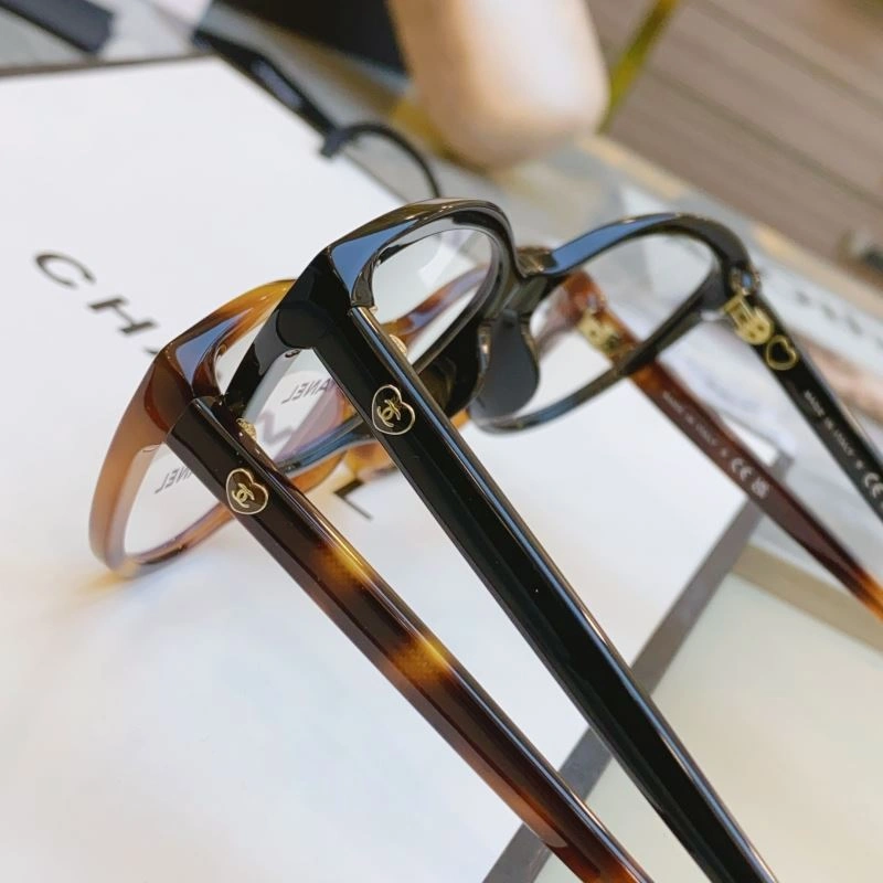Cut-rate Chanel Sunglasses