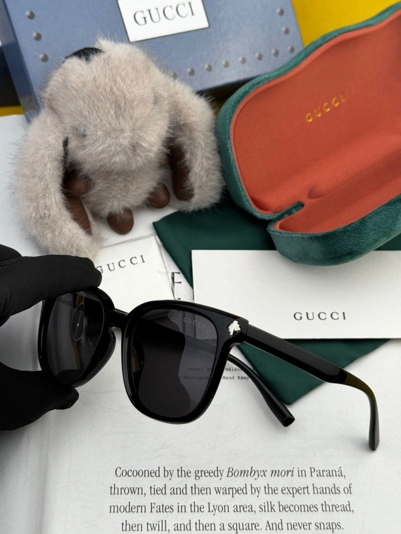 Bargain Chanel Sunglasses