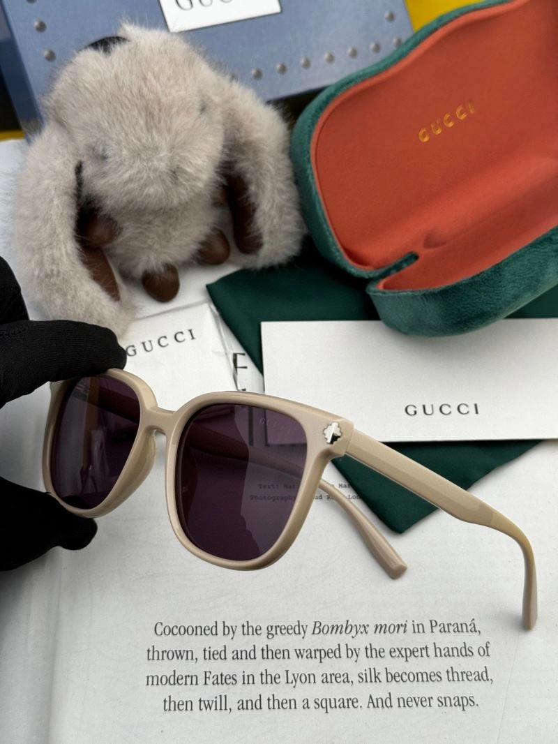 Bargain Chanel Sunglasses