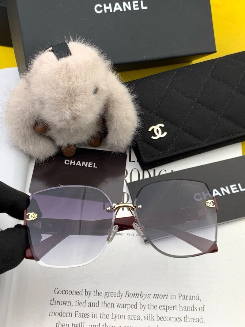 Accurate model Chanel Sunglasses
