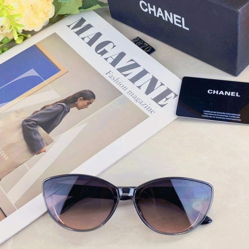 Low-cost Chanel Sunglasses