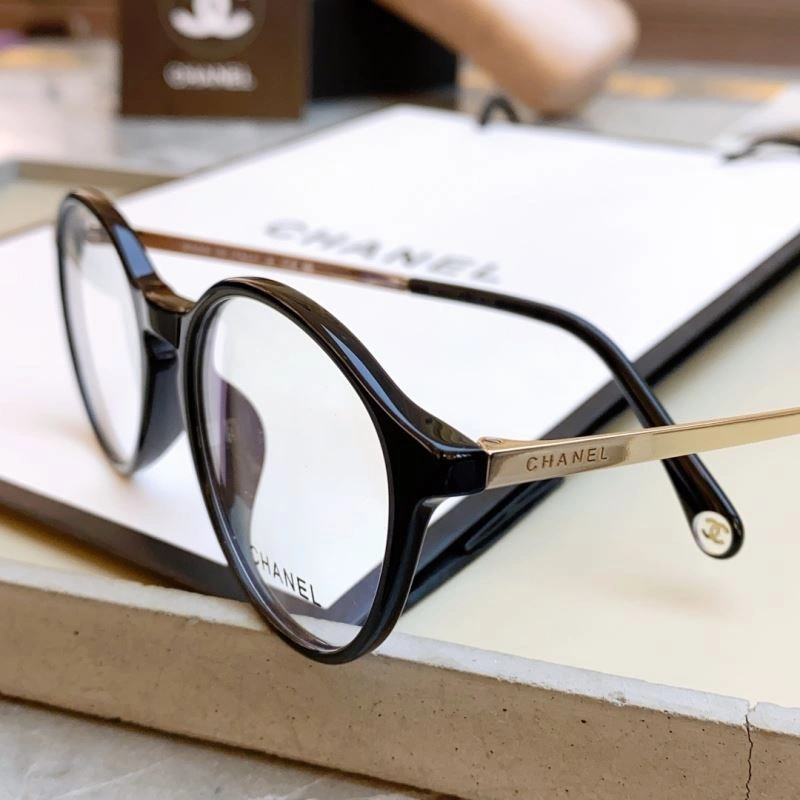 Accurate model Chanel Sunglasses