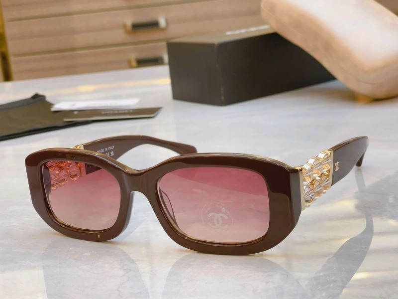 Exact replica Chanel Sunglasses