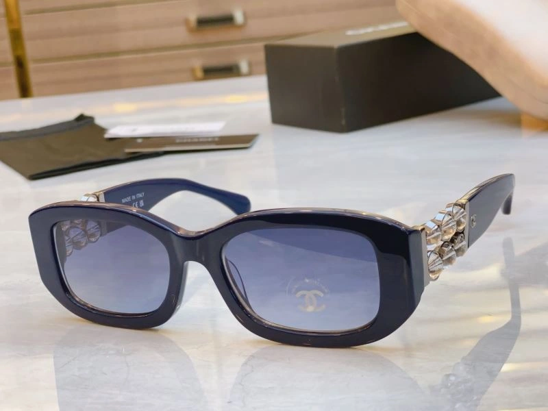 Exact replica Chanel Sunglasses