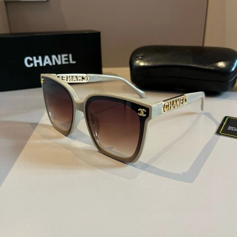 Exact replica Chanel Sunglasses