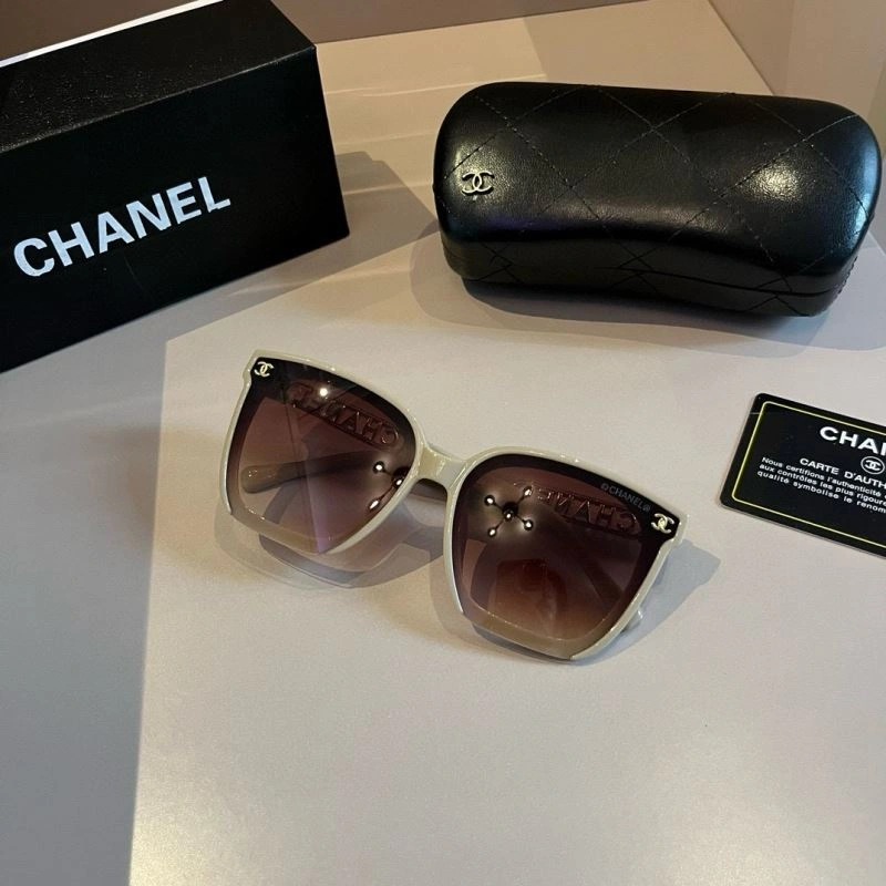 Exact replica Chanel Sunglasses