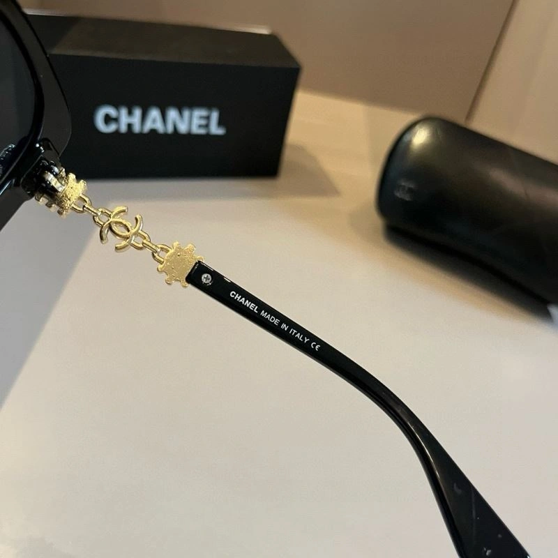 Bargain Chanel Sunglasses