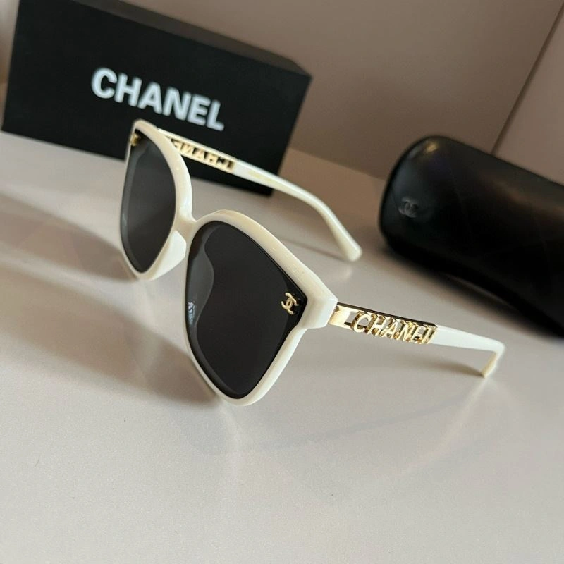 Bargain Chanel Sunglasses