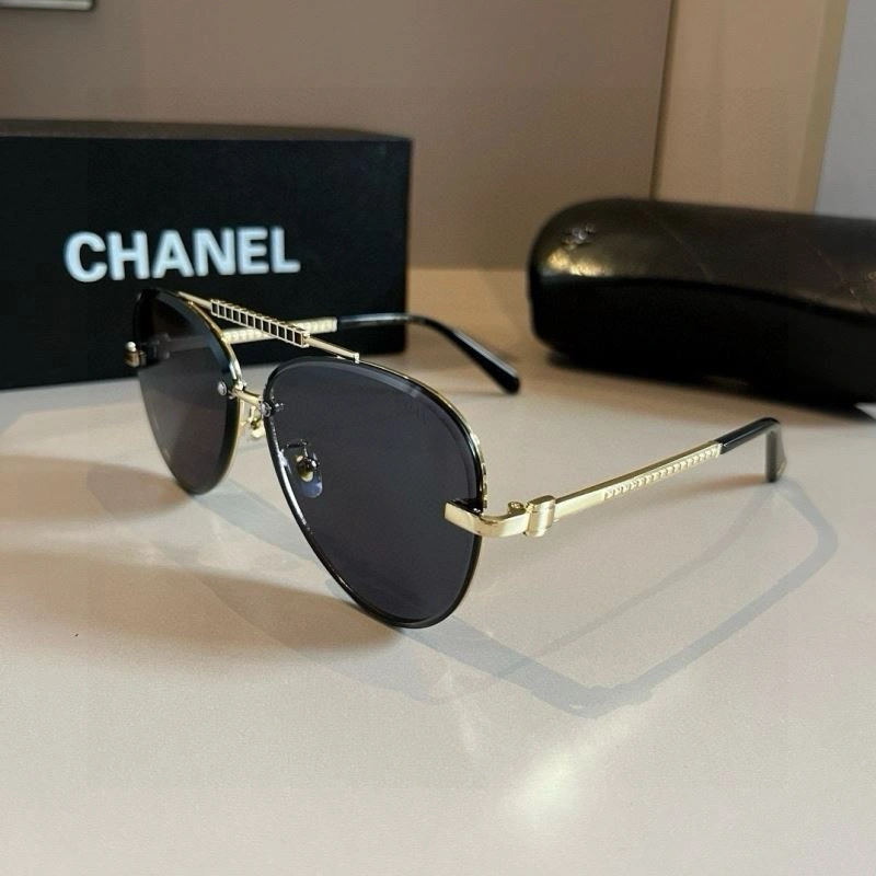 Low-cost Chanel Sunglasses