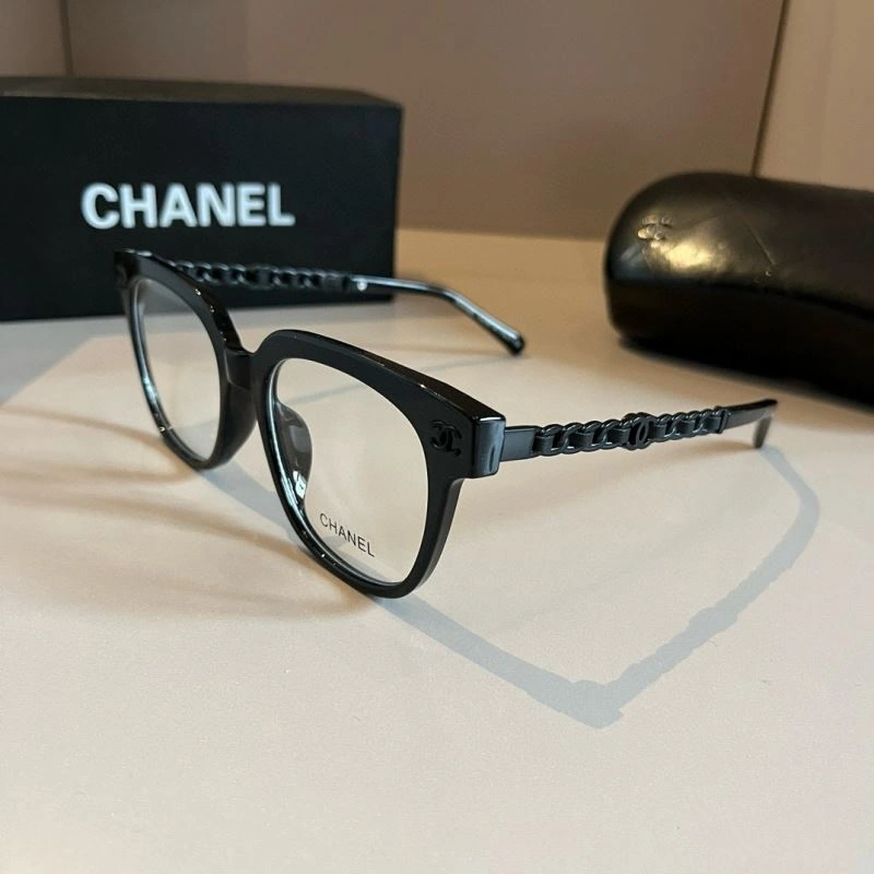 Top match Chanel Sunglasses
