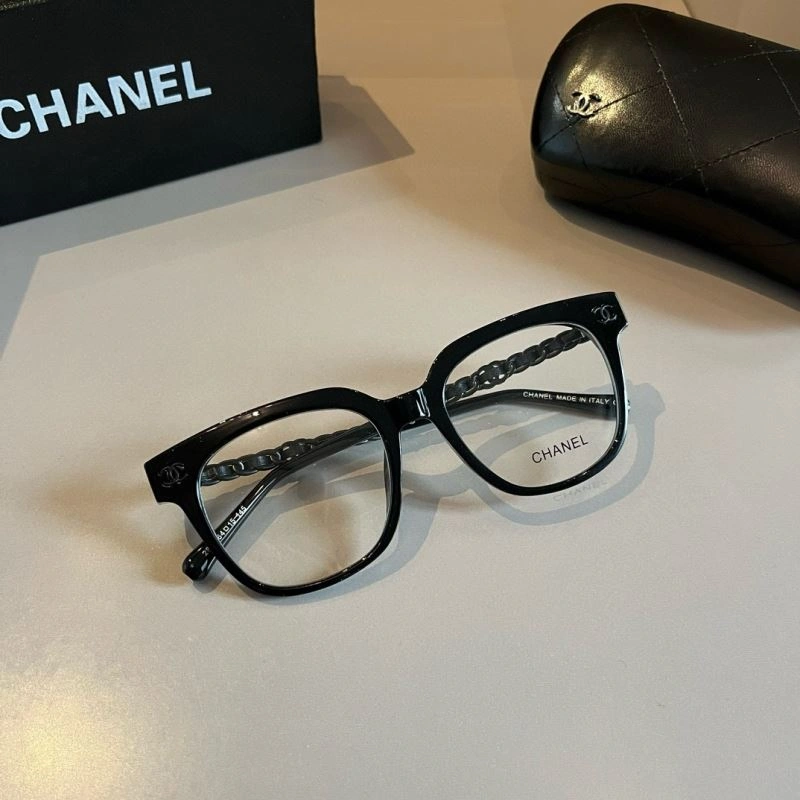 Top match Chanel Sunglasses