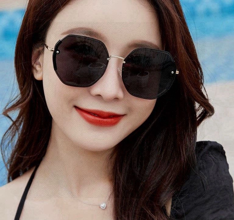High fidelity Chanel Sunglasses