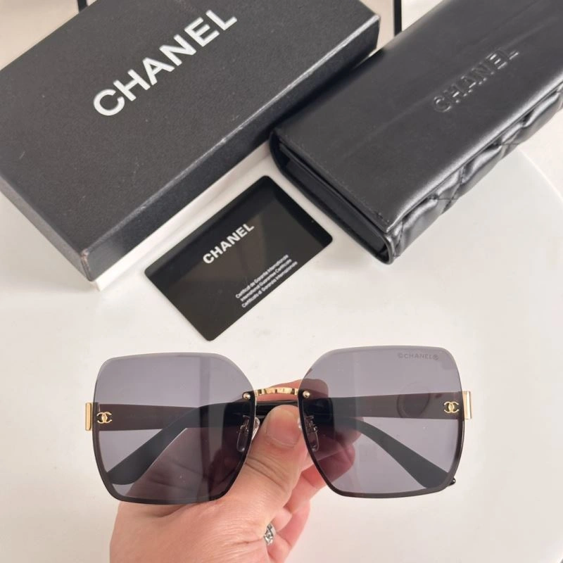 Low-cost Chanel Sunglasses