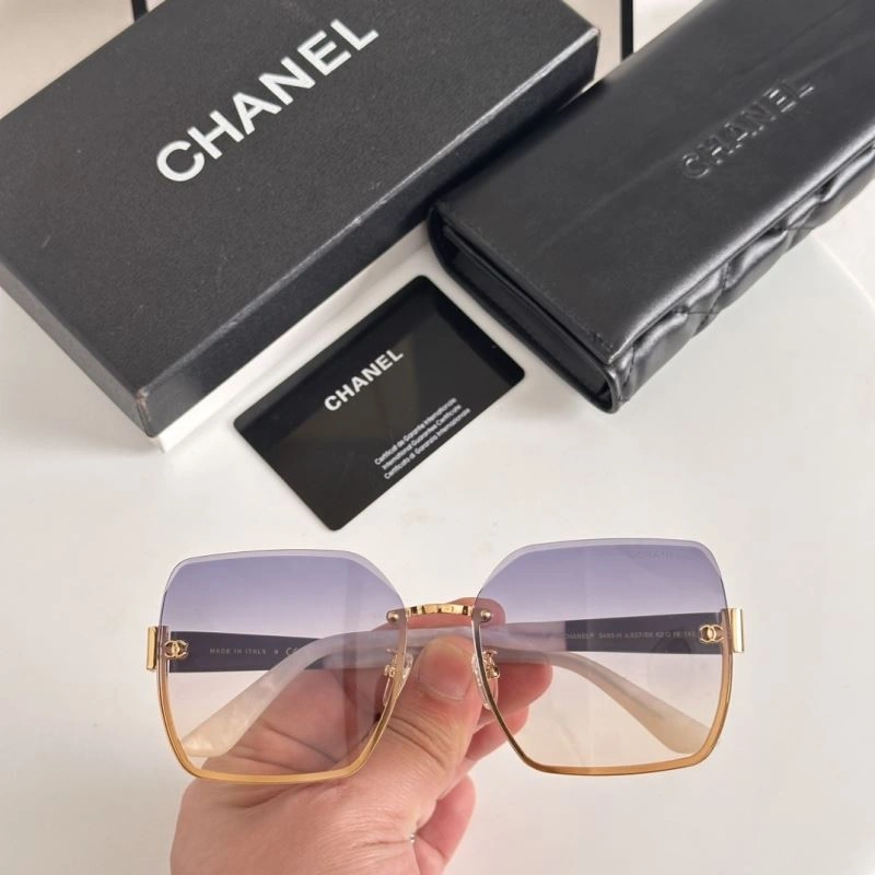 Low-cost Chanel Sunglasses