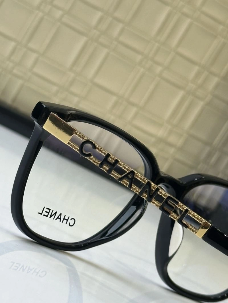 Low-cost Chanel Sunglasses