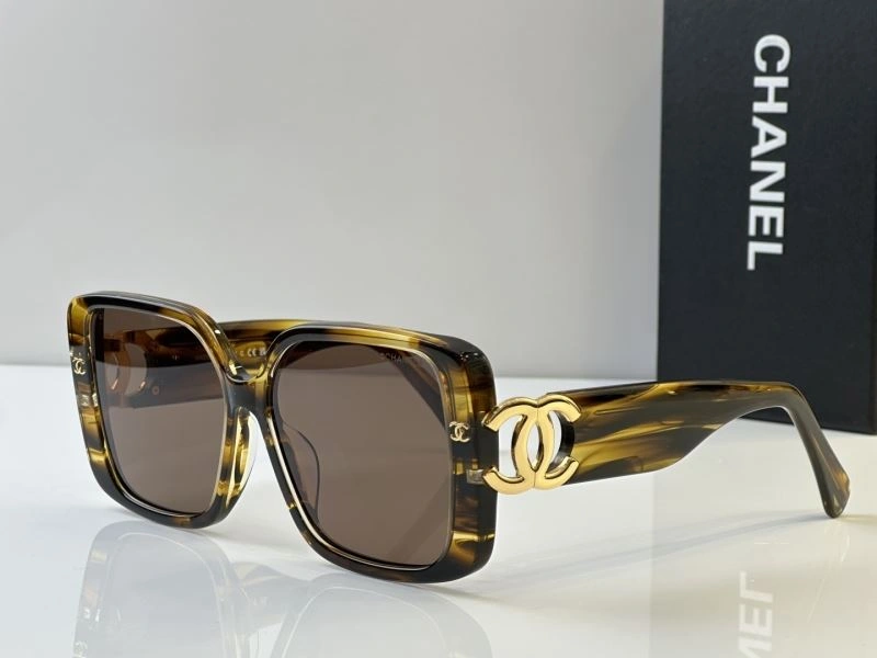 Top match Chanel Sunglasses