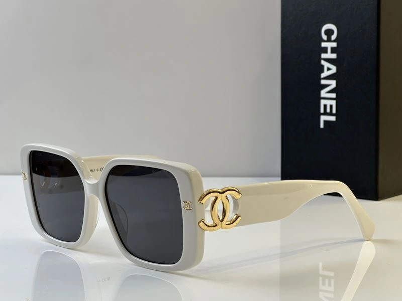 Top match Chanel Sunglasses