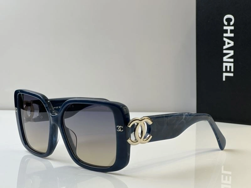 Top match Chanel Sunglasses