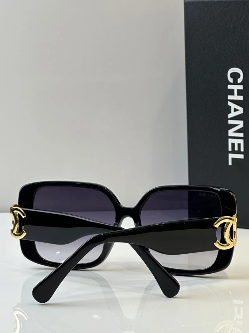 Top match Chanel Sunglasses