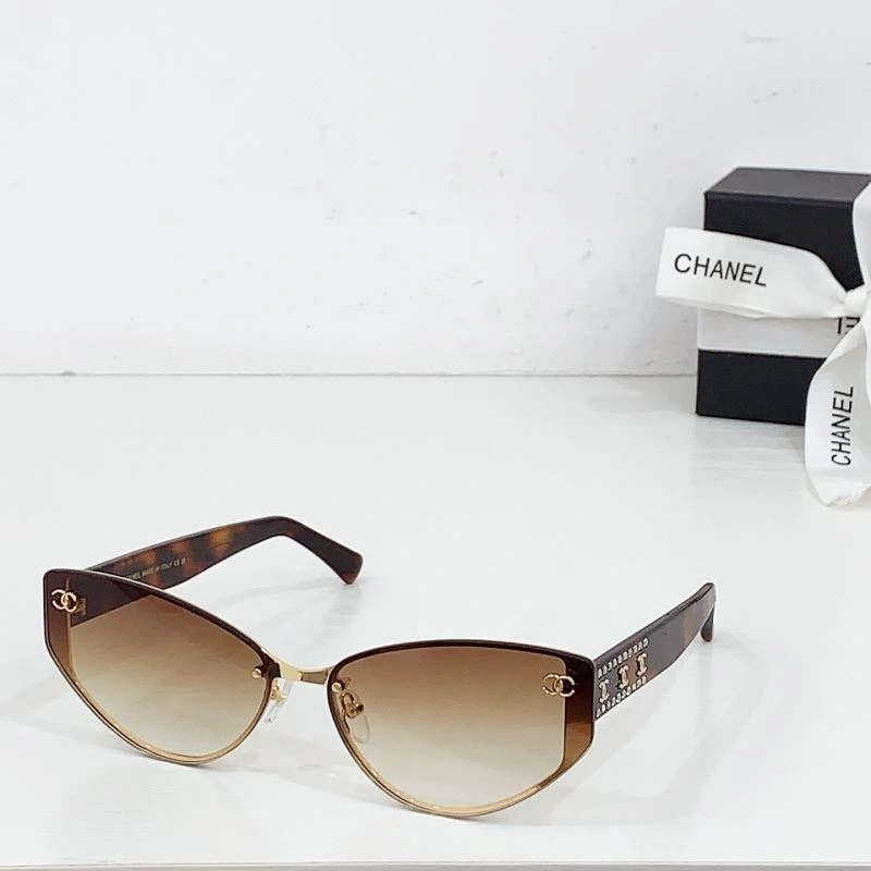 Exact replica Chanel Sunglasses