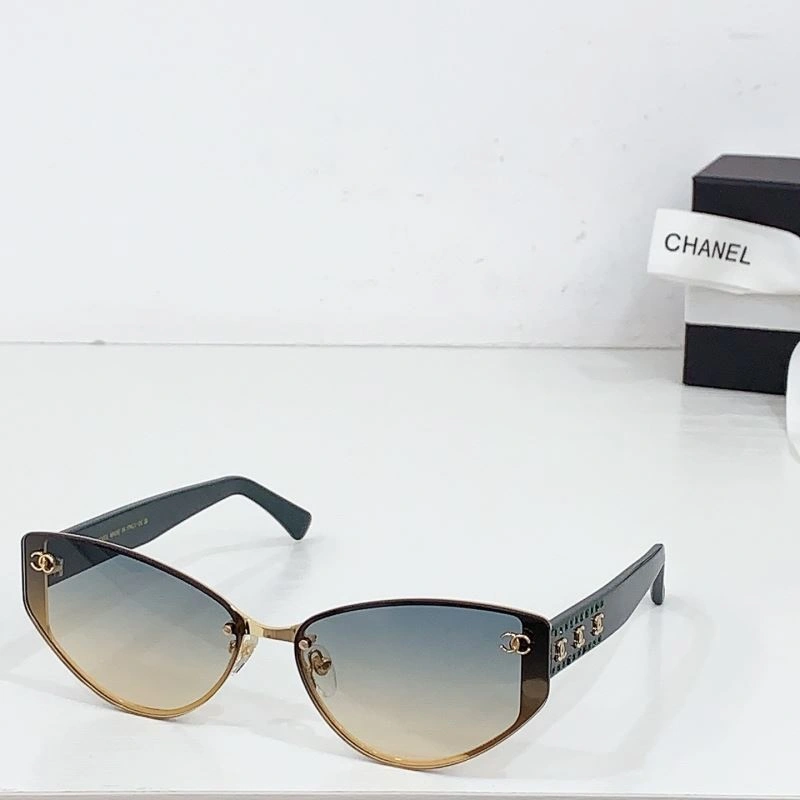Exact replica Chanel Sunglasses
