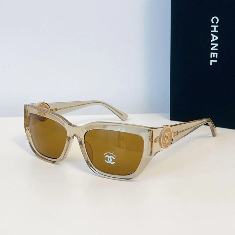 Exact replica Chanel Sunglasses
