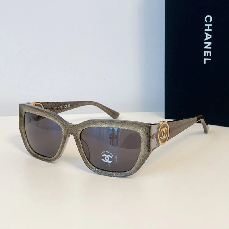 Exact replica Chanel Sunglasses