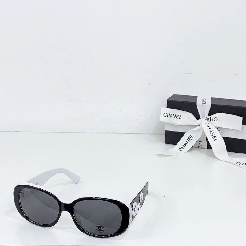 Low-cost Chanel Sunglasses
